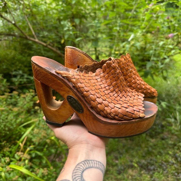 frank sbicca | Shoes | Frank Sbicca 7s Groovy Heels | Poshmark